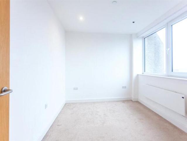 2 bedroom apartment for rent in Prosperity House, DE1