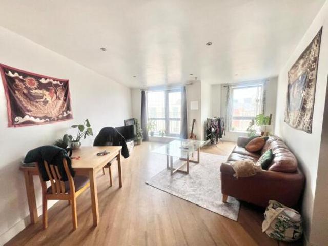 2 bedroom apartment for rent in Quartz, B18