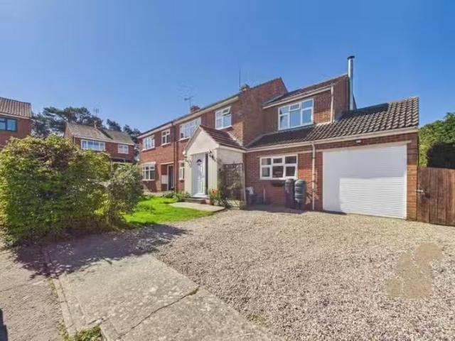 2 bedroom apartment for rent in Queen Anne Drive, West Mersea.