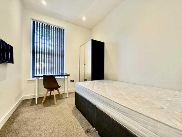 2 bedroom apartment for rent in Queen Anne Terrace, Plymouth, PL4