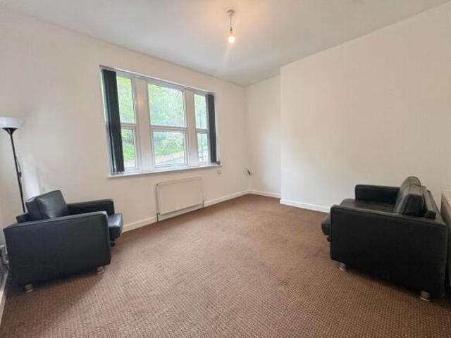 2 bedroom apartment for rent in Queen Street, Morley, LEEDS, LS27