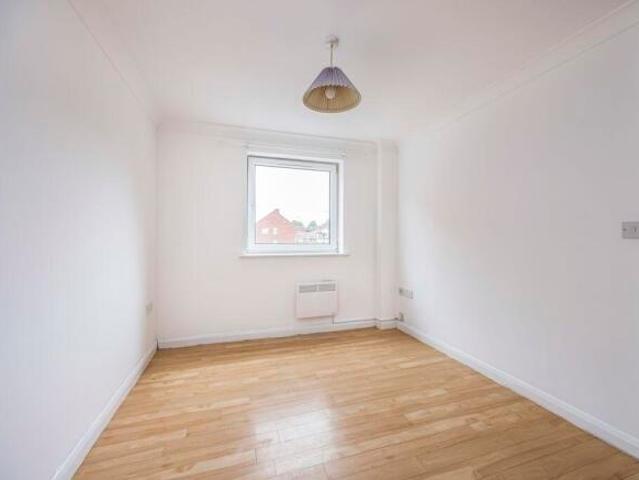 2 bedroom apartment for rent in Queen Street, Portsmouth, PO1