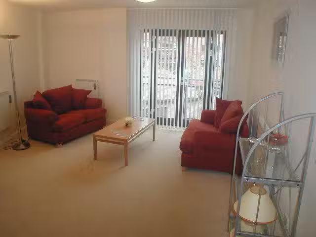 2 bedroom apartment for rent in Q, B3