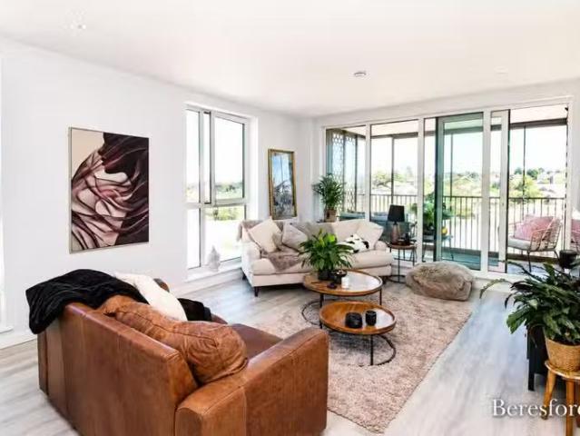 2 bedroom apartment for rent in Radford Way, CM12
