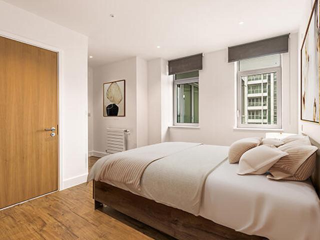 2 bedroom apartment for rent in Rathbone Market, Barking Road, London, E16