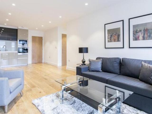 2 bedroom apartment for rent in Rathbone Market, E16