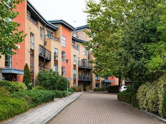 2 Bedroom Apartment For Rent In Ravenscourt Park, Hammersmith