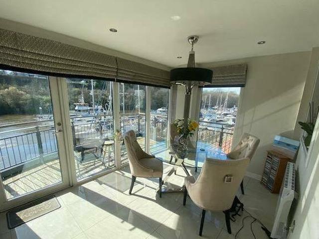 2 bedroom apartment for rent in Ravenswood Victoria Wharf CF11
