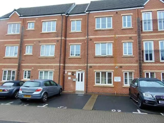 2 bedroom apartment for rent in Rea Road, Northfield, B31