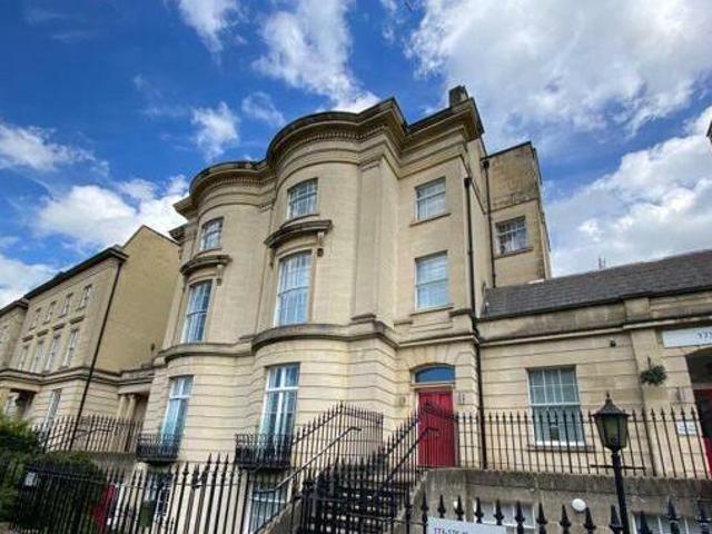 2 Bedroom Apartment For Rent In Reading