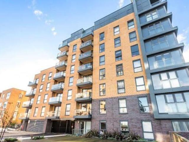 2 Bedroom Apartment For Rent In Reading