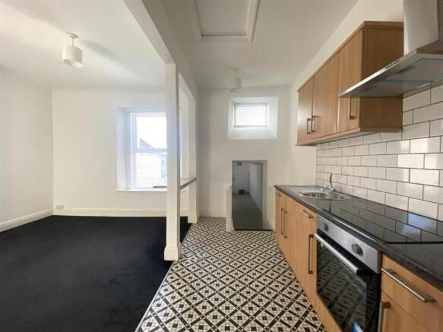 2 bedroom apartment for rent in Regent Street, Kingswood, Bristol, BS15