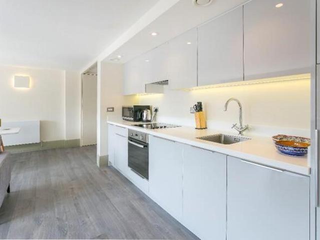 2 bedroom apartment for rent in Red Lion Street, London, WC1R