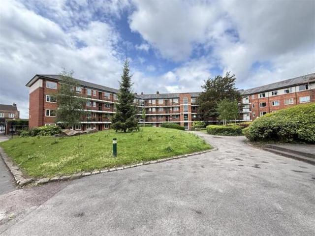 2 bedroom apartment for rent in Redmires Court, St James Park, Eccles New Road, M5