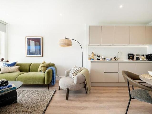 2 bedroom apartment for rent in Refinery Square at Horlicks Quarter, Slough, SL1