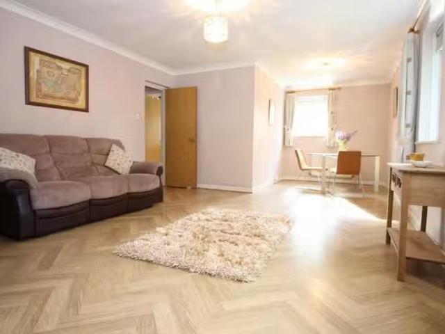 2 bedroom apartment for rent in Reynoldston House, Llandaff, CF5