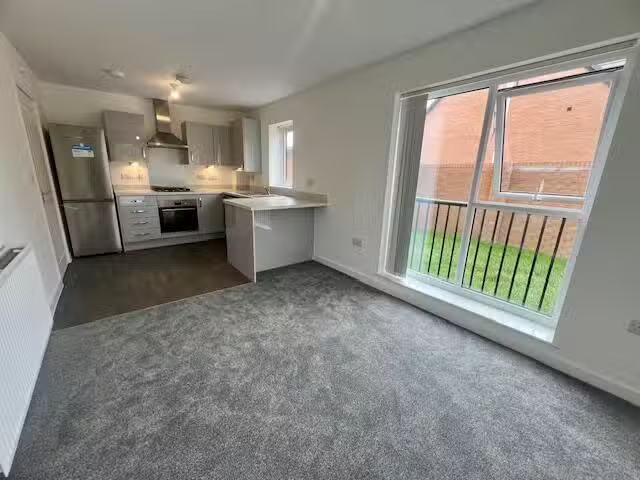 2 bedroom apartment for rent in Rhodfa Ieuan, Capel Llanillter.