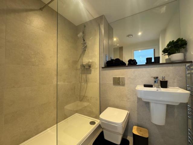 2 bedroom apartment for rent in Richmond Hill Approach, LEEDS, LS9