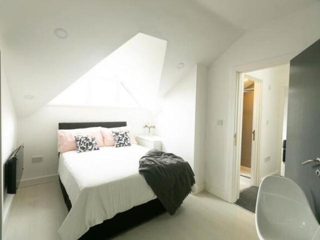 2 bedroom apartment for rent in Richmond Parc, Richmond Road, Cardiff, CF24