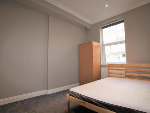 2 bedroom apartment for rent in Richmond Place, Brighton, BN2