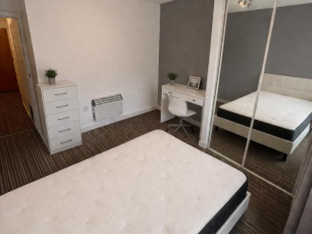 2 bedroom apartment for rent in Richmond Village, Richmond Road, Cathays, Cardiff, CF24