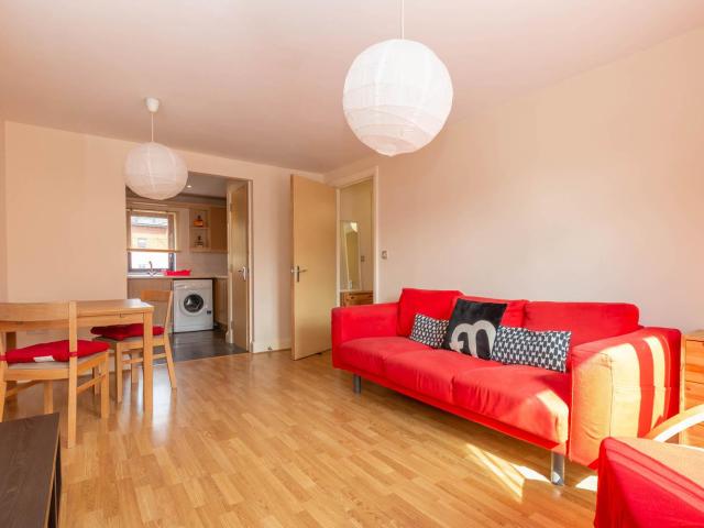 2 bedroom apartment for rent in Rickman Drive, Birmingham, B15 2AL