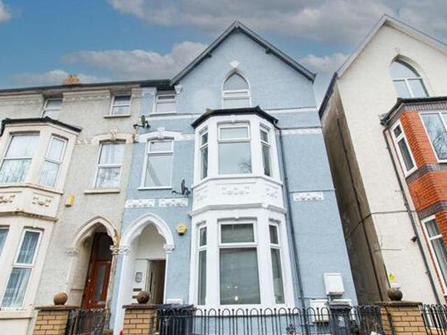 2 Bedroom Apartment For Rent In Riverside