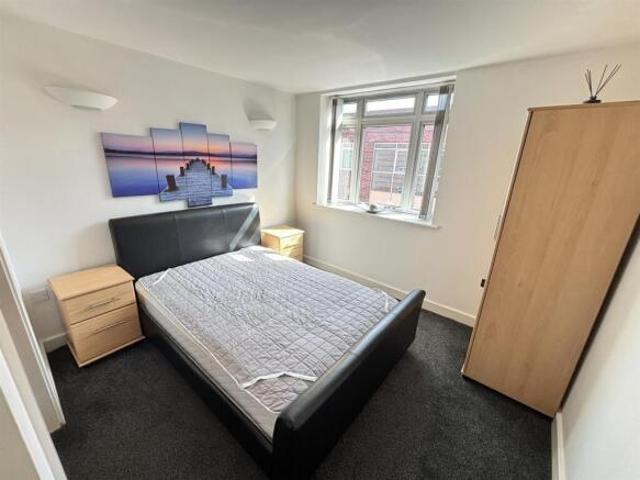 2 bedroom apartment for rent in Riverside Lodge, Palatine Road, Didsbury, M20