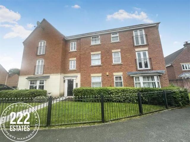 2 bedroom apartment for rent in Rockford Gardens Great Sankey, WA5