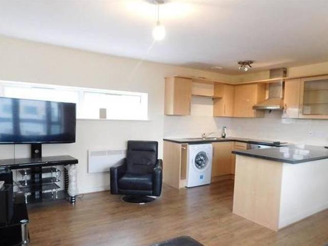 2 bedroom apartment for rent in Rook Street Hulme M15