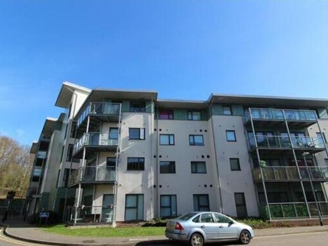 2 Bedroom Apartment For Rent In Rollason Way