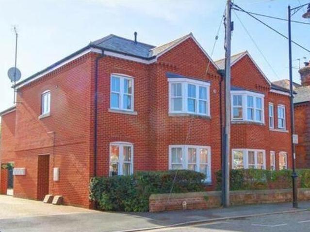 2 Bedroom Apartment For Rent In Romsey