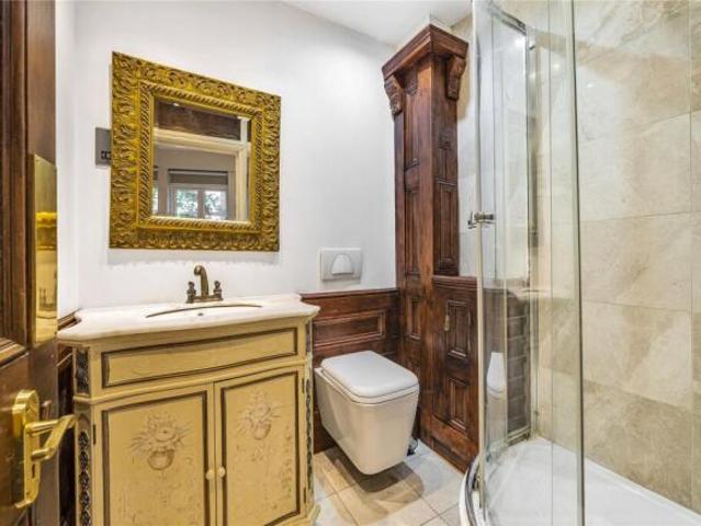 2 bedroom apartment for rent in Rosebery Avenue, Clerkenwell, London, EC1R