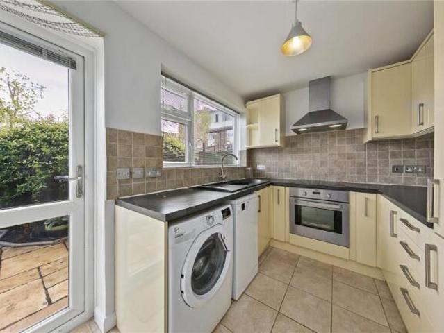 2 bedroom apartment for rent in Rowntree Road, Twickenham, TW2