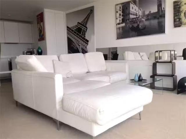 2 bedroom apartment for rent in Rotunda 150 New Street, B2