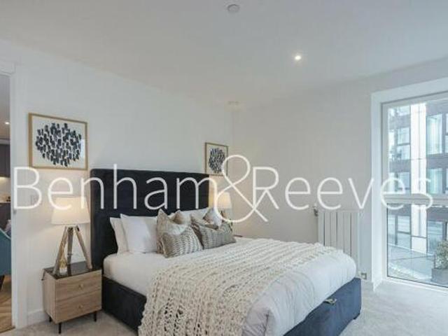 2 Bedroom Apartment For Rent In Royal Arsenal Riverside