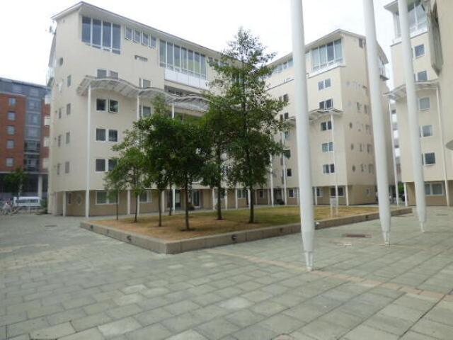 2 bedroom apartment for rent in Royal Quay, L3