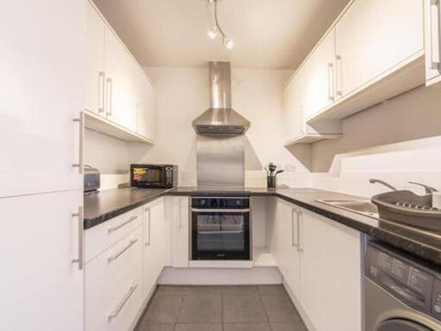 2 Bedroom Apartment For Rent In Royal Victoria, London