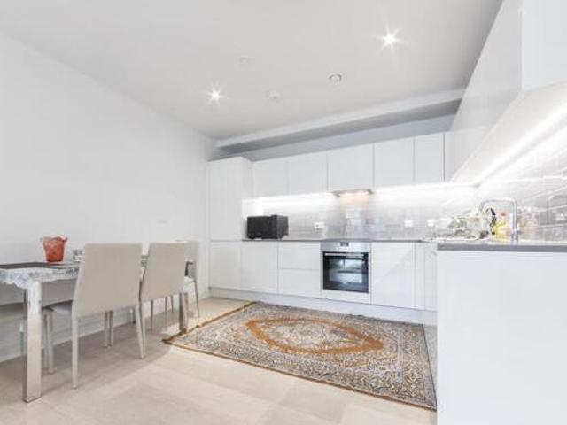 2 Bedroom Apartment For Rent In Royal Wharf, London