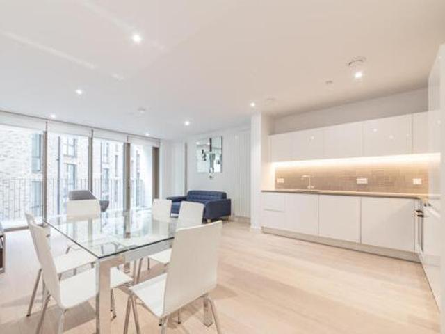 2 Bedroom Apartment For Rent In Royal Wharf, London
