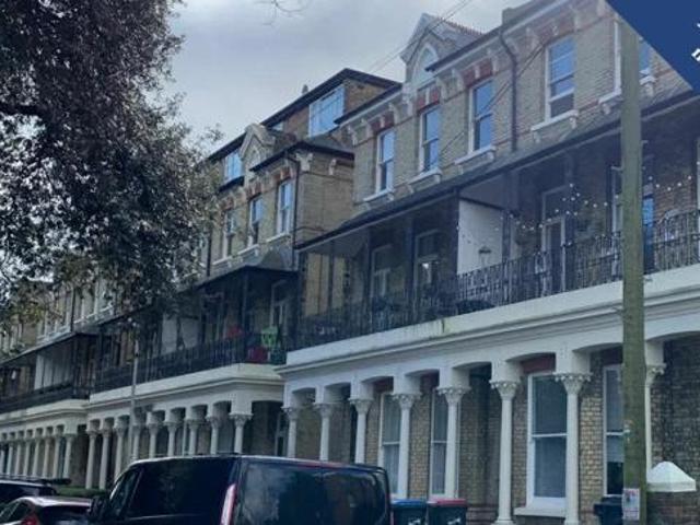 2 Bedroom Apartment For Rent In Royston Court