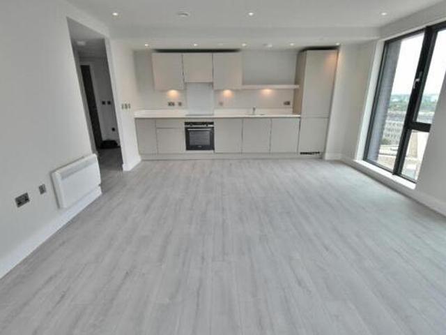 2 Bedroom Apartment For Rent In St Martin’s Place, Birmingham