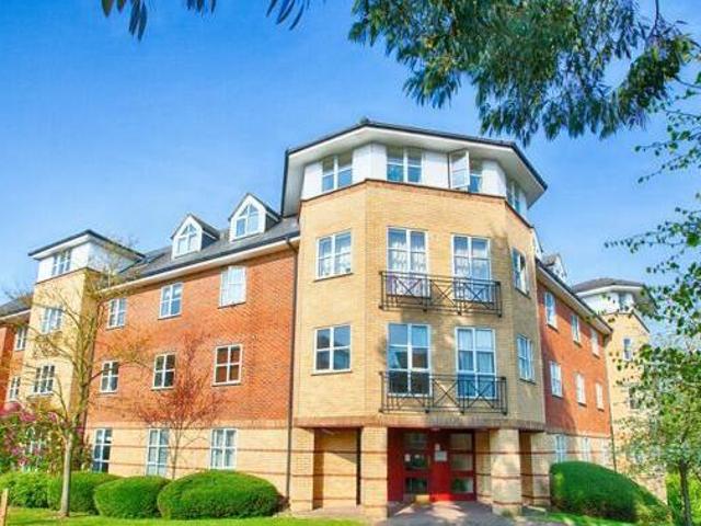 2 Bedroom Apartment For Rent In St Albans, Herts