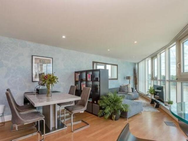 2 Bedroom Apartment For Rent In St George Wharf, Vauxhall