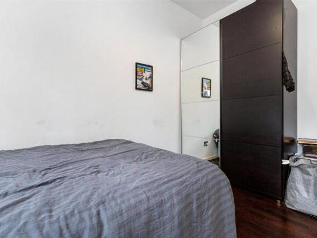2 bedroom apartment for rent in St Georges Square, E14