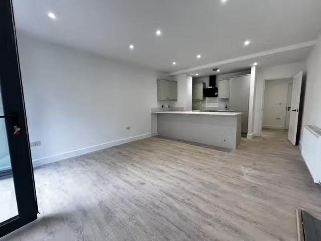 2 bedroom apartment for rent in St George's Place, Canterbury.
