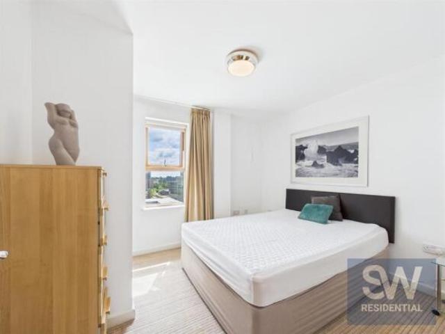 2 bedroom apartment for rent in St James Quay, Bowman Lane, Leeds, LS10
