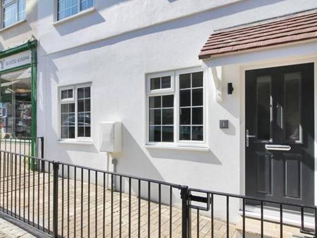 2 bedroom apartment for rent in St Johns Hill Sevenoaks TN13