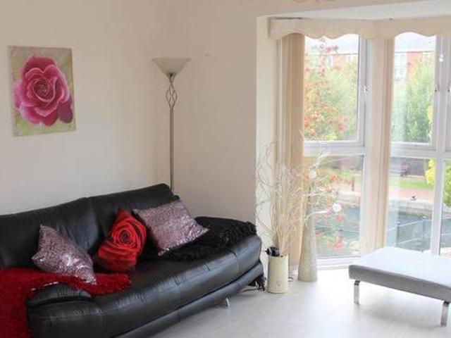 2 bedroom apartment for rent in St Lawrence Quay M50 3XT M50