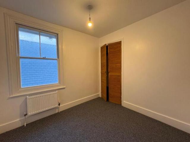 2 bedroom apartment for rent in St. Leonards Road, Hythe, CT21